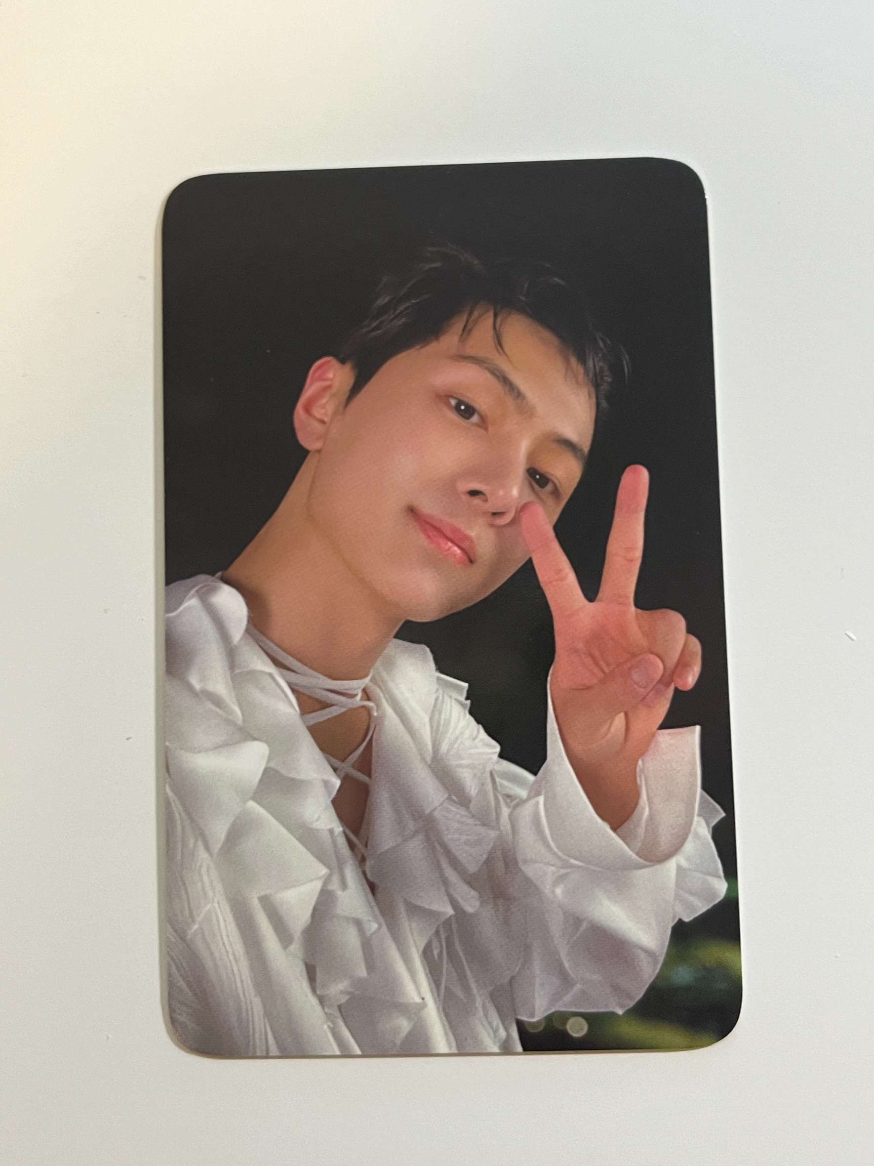 Tokki.trade: Buy and Sell K-pop Photocards